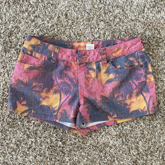 Arizona Jean Company | Shorts | Arizona Juniors Palm Tree Shorts | Poshmark